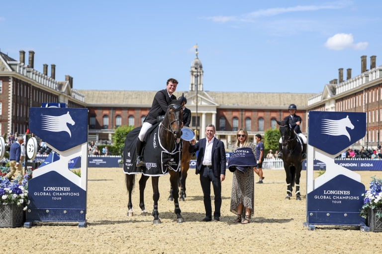 Home Win for James Whitaker in CSI2* Against the Clock, No Jump Off 1.40m Presented by Lemieux
